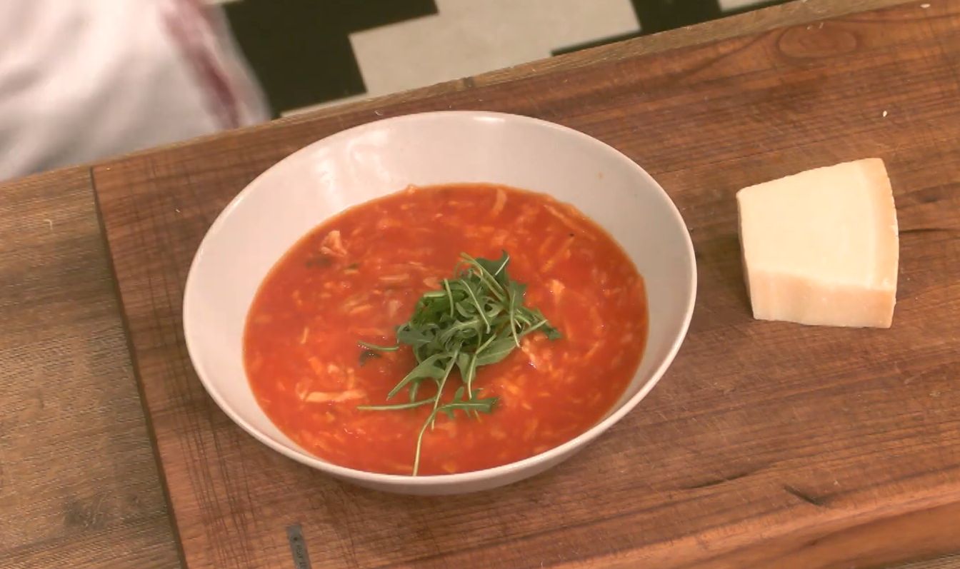Brza paradajz čorba – recept za savršeno jelo na kašiku - Domaća jela